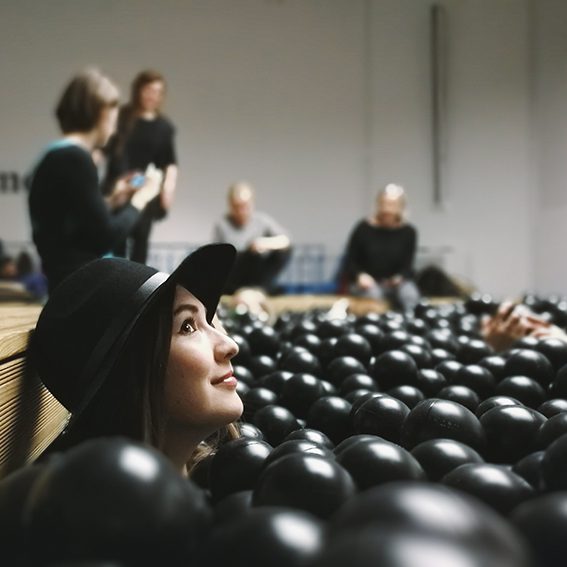 #instamaam: Kady in the big, big city - Vienna Würstelstand