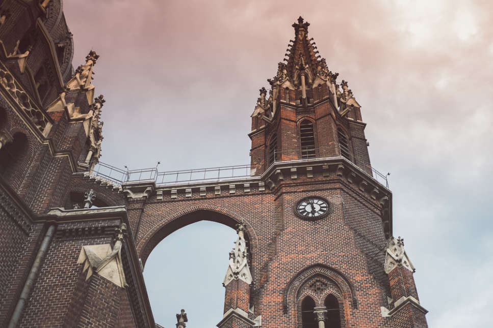 Sixteen warm photographs of Vienna's rare red brick buildings