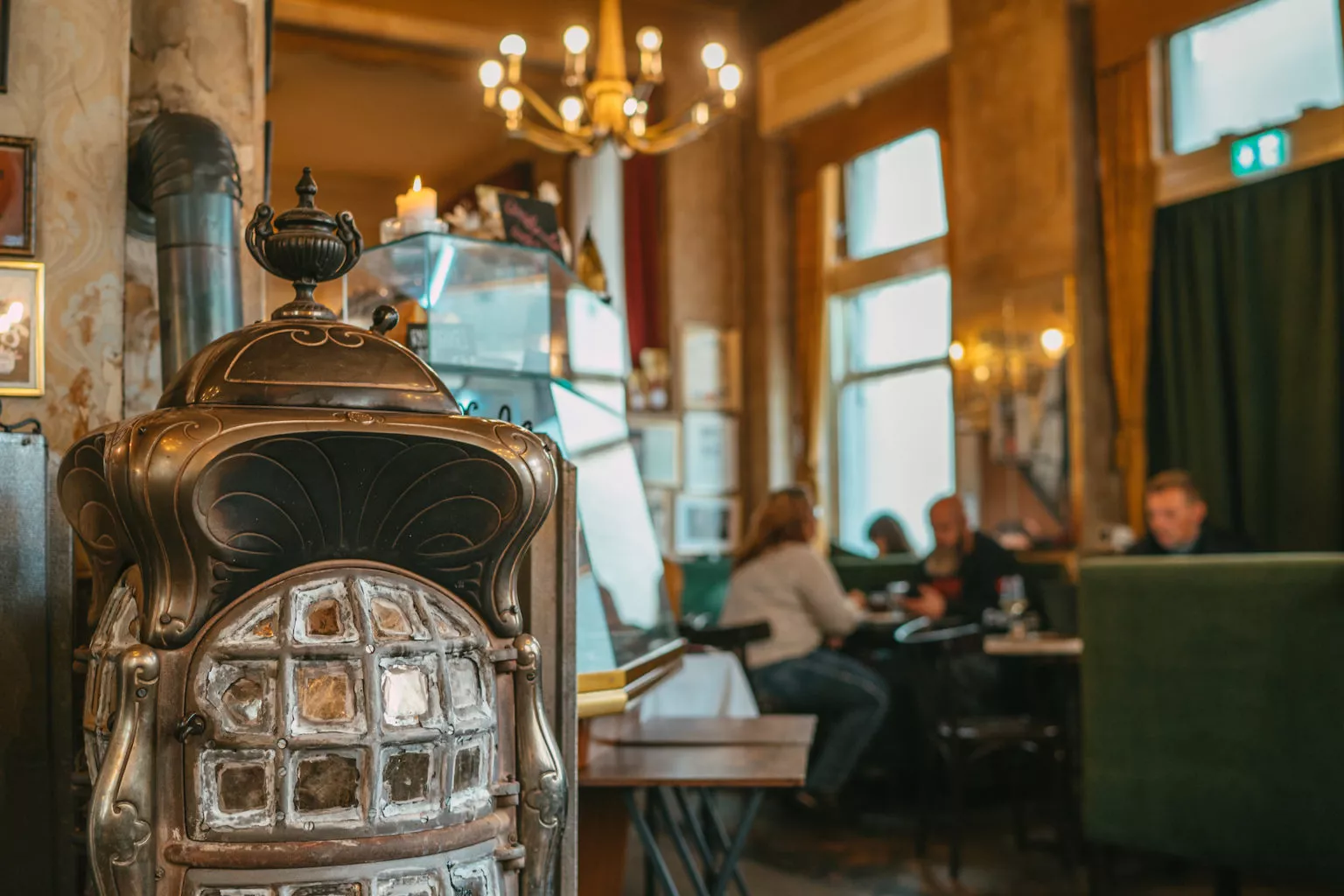 You won't find these 12 unique Vienna bars anywhere else in the world ...