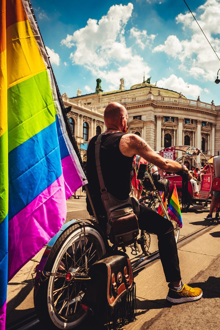 16 pictures of the glitter and colour of Vienna’s Pride Parade 2021 ...