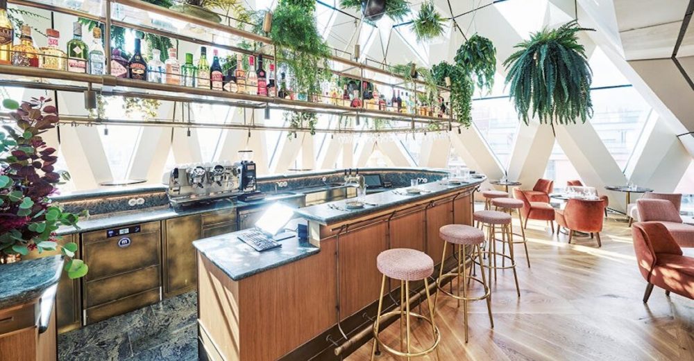 Hotel Motto incl. Rooftop restaurant / bar 'Chez Bernard'- New in ...